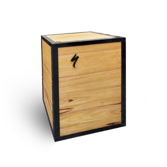 everything to know about plinths and when to use them - Kist Displays