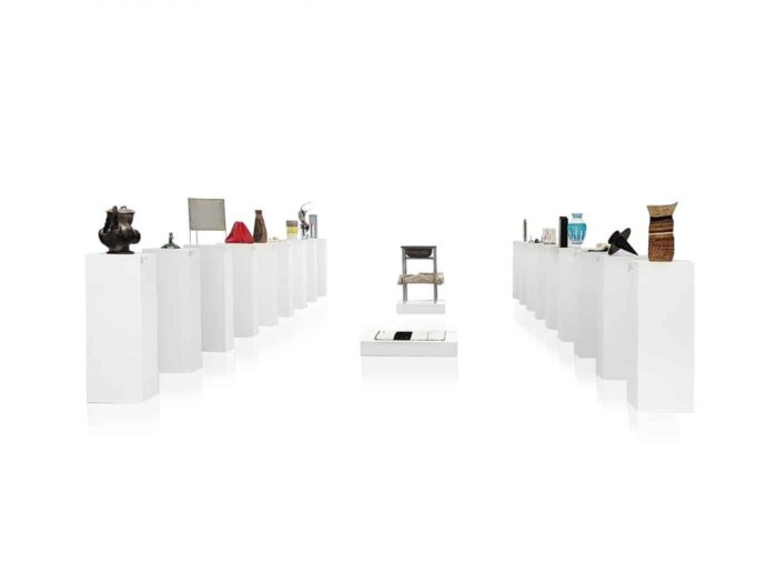 everything to know about plinths and when to use them - Kist Displays